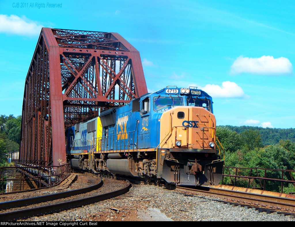 CSX 4713 and 4567
